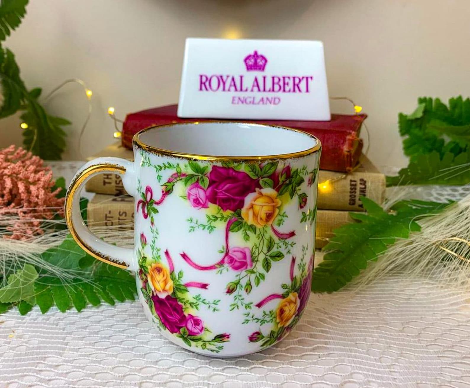 Dessert / Lunch for 4, Royal Albert Ruby Celebration 8" Plates and Mugs ...