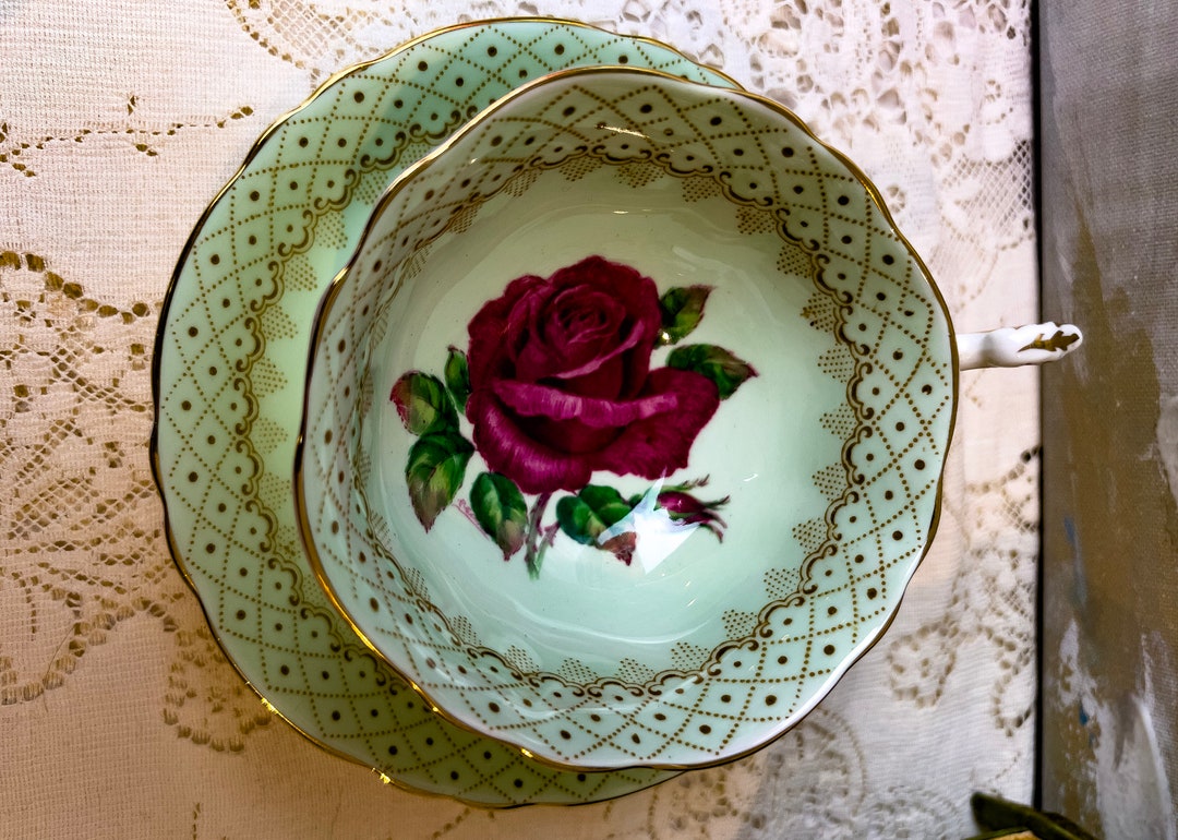 RARE Signed R Johnson Green Vintage Paragon Large Red Floating Cabbage ...