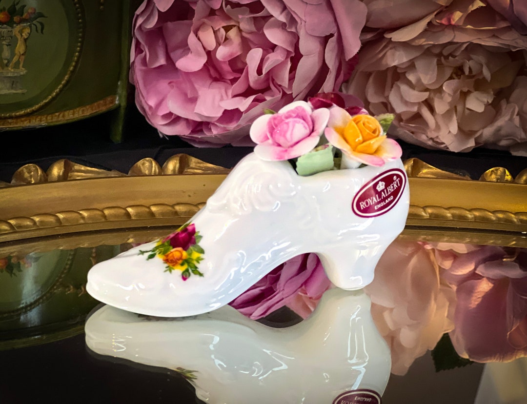 Vintage Royal Albert Old Country Roses Porcelain Flowers in Shoe ...