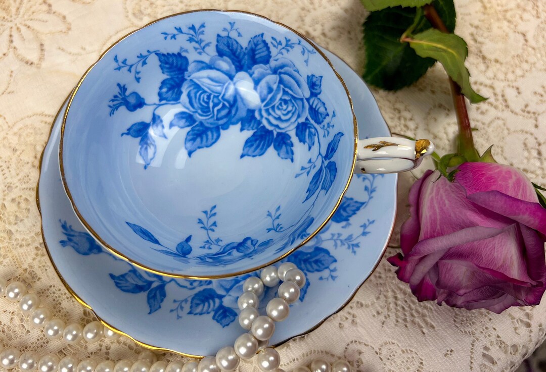 Rare 1930s Blue Double Warrant Paragon Teacup and Saucer With Cabbage ...