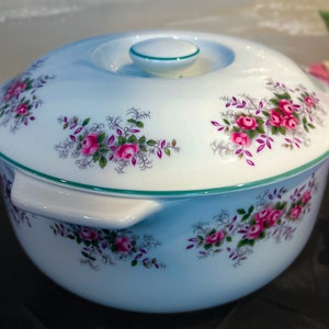 Large Royal Albert Lavender Rose Country Bakeware 3 Quart Covered ...