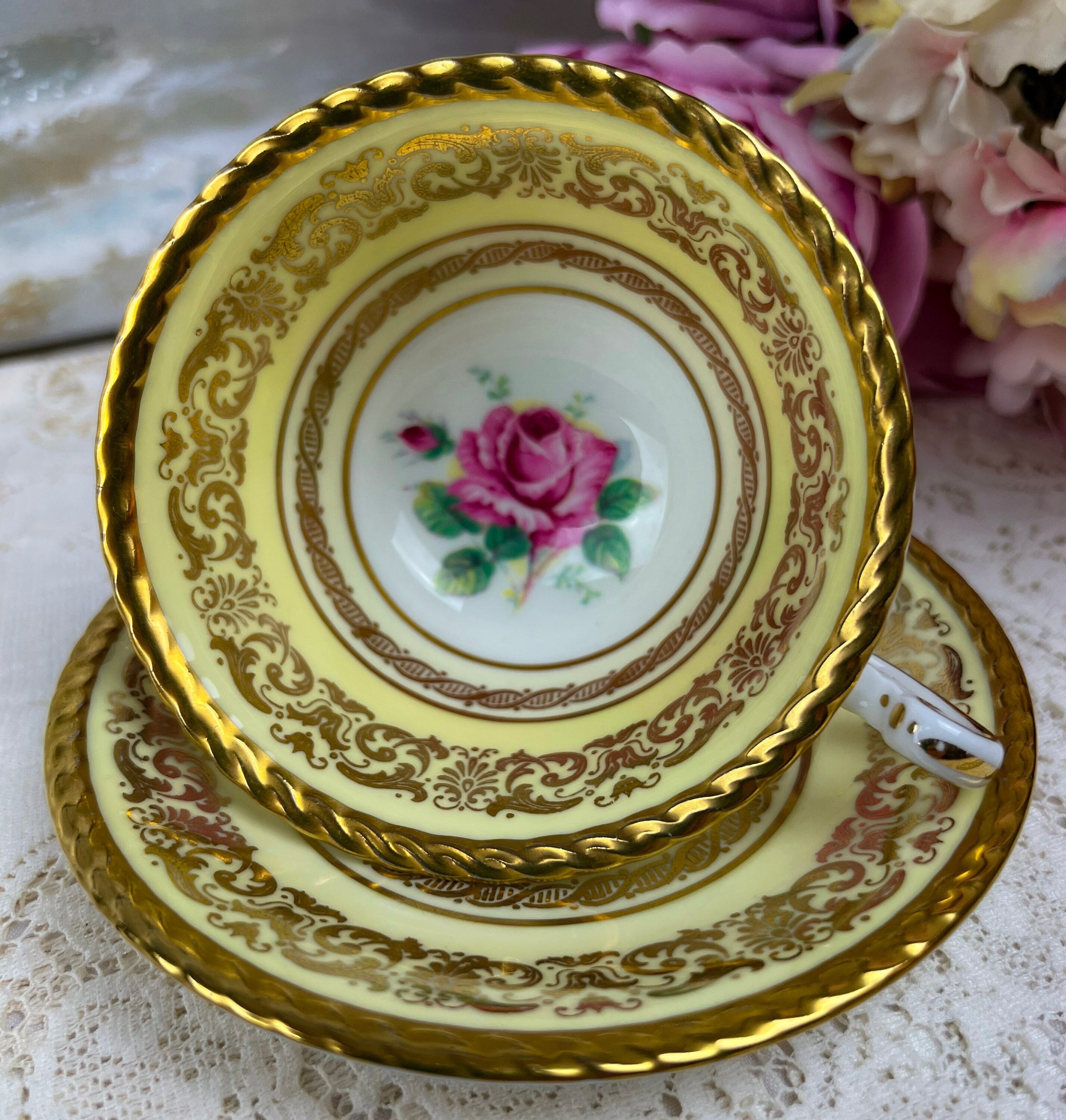 24kt Gold Beaded Filigree Edge Paragon Double Warrant Pink Floating ...
