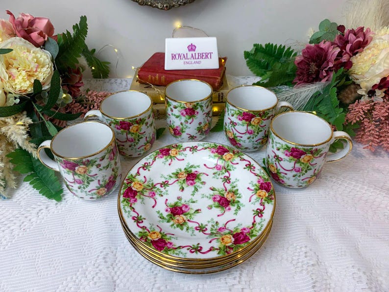 Dessert / Lunch for 4, Royal Albert Ruby Celebration 8" Plates and Mugs ...