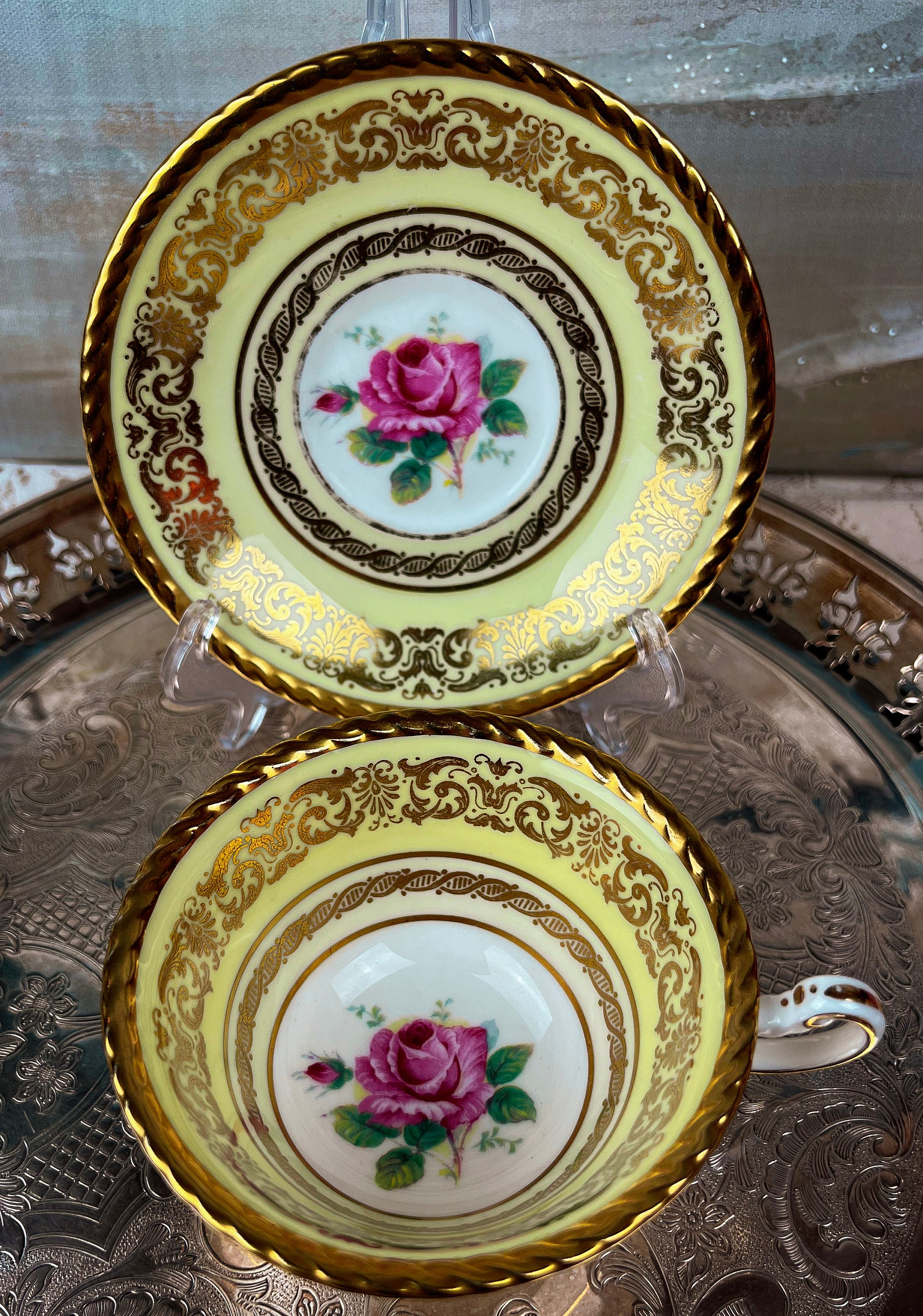 24kt Gold Beaded Filigree Edge Paragon Double Warrant Pink Floating ...