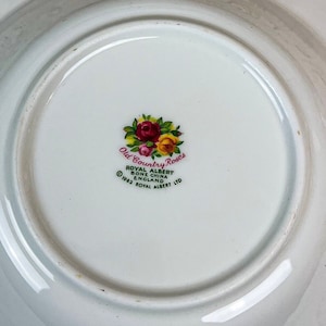 Mint Condition 55 Piece 1962 Old Country Roses Dinner Service for 8 ...
