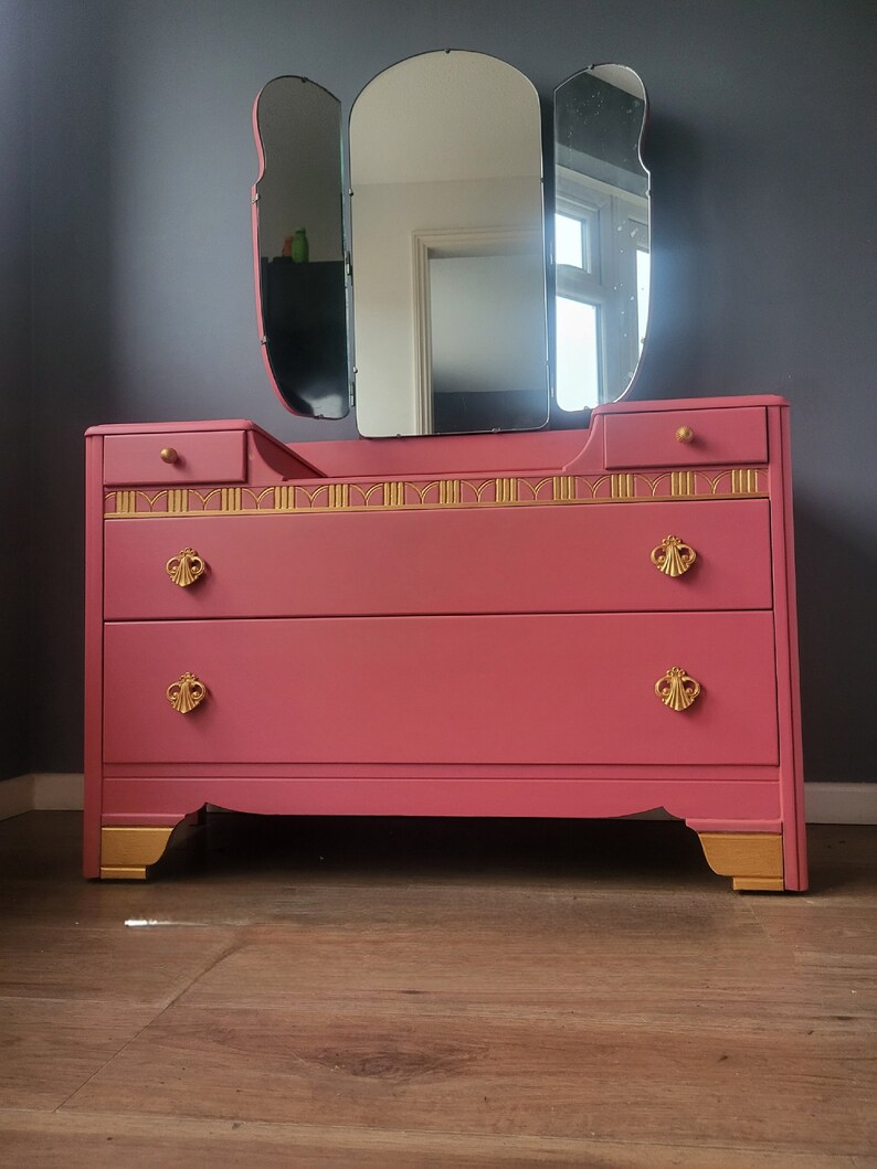 Harris Lebus Vinage Dresser - Etsy