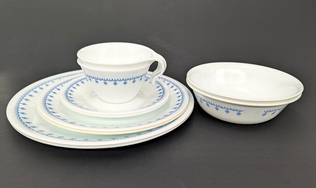 Vintage MCM Corelle Blue Snowflake Dishware 10-pieces - V4701 - Etsy