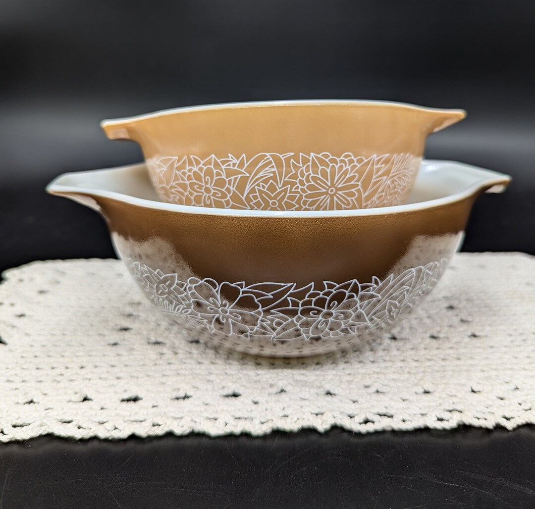 Vintage 1978-1983 SET OF 2 PYREX Bowls With Woodland Pattern and ...