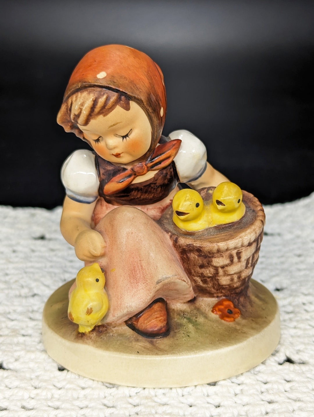 Vintage 1980s Goebel M.I. Hummel "chick Girl" Figurine 57/0 - V2551 - Etsy