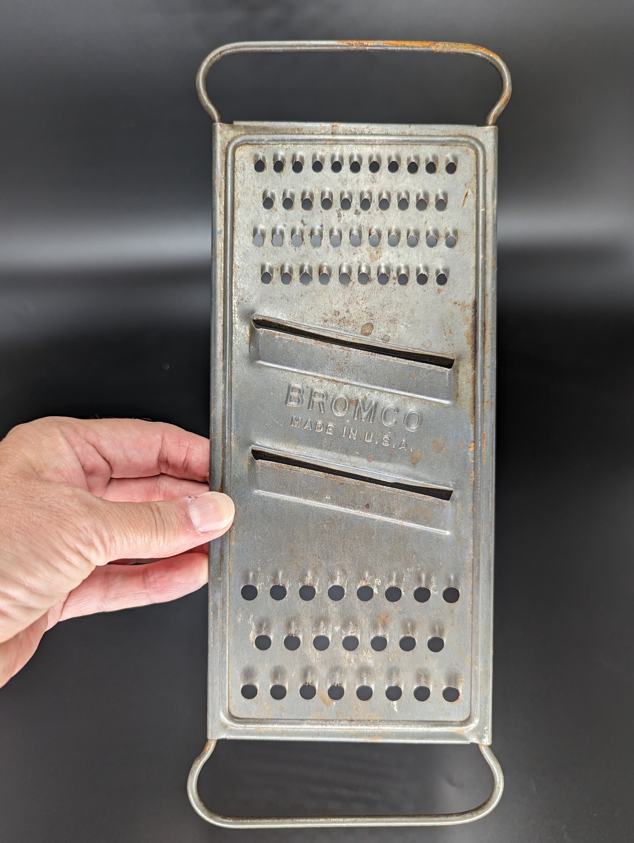 Vintage Pair of Kitchen Graters Streamline Utility Multi-cutter and ...