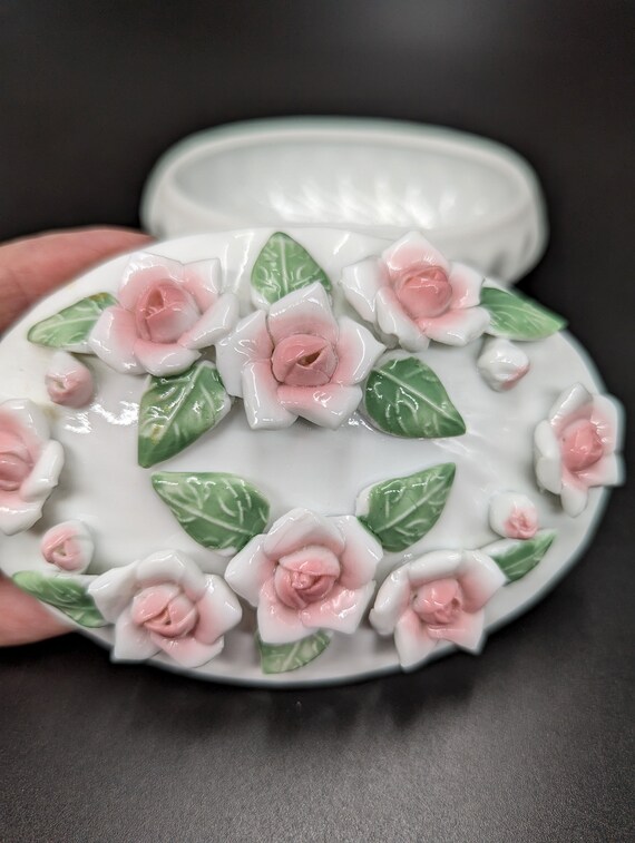 Vintage Ceramic Capodimonte Oval Lidded Trinket Dish … - Gem