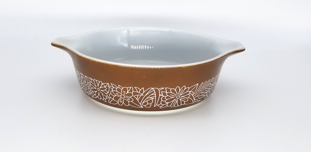 Vintage 1970s-80s PYREX Woodland Brown 471-B 500ml Cinderella Style ...