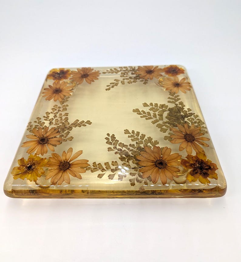 Vintage 1970 Thick and Heavy Lucite/acrylic Footed Lucite Trivet With ...