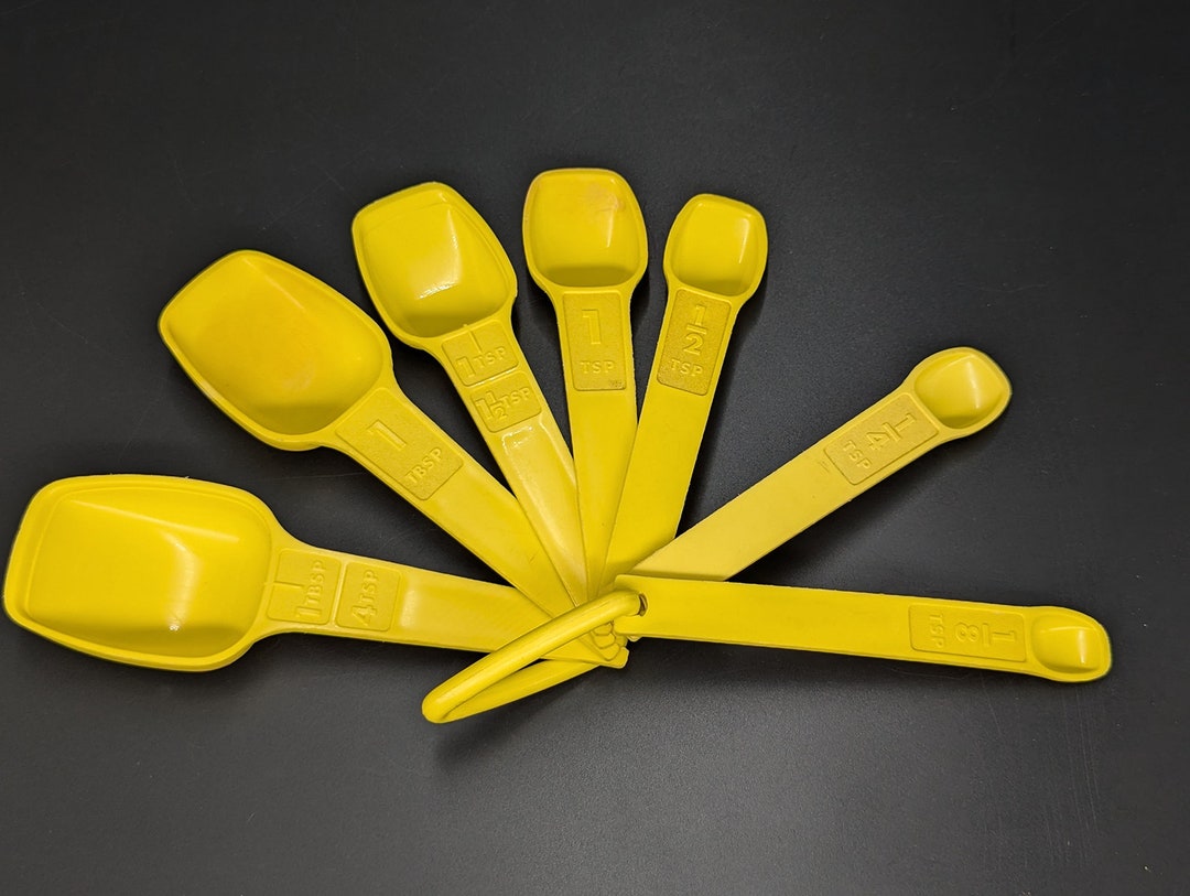Vintage 1970s Tupperware Full Set of 7 Measuring Spoons With Ring ...