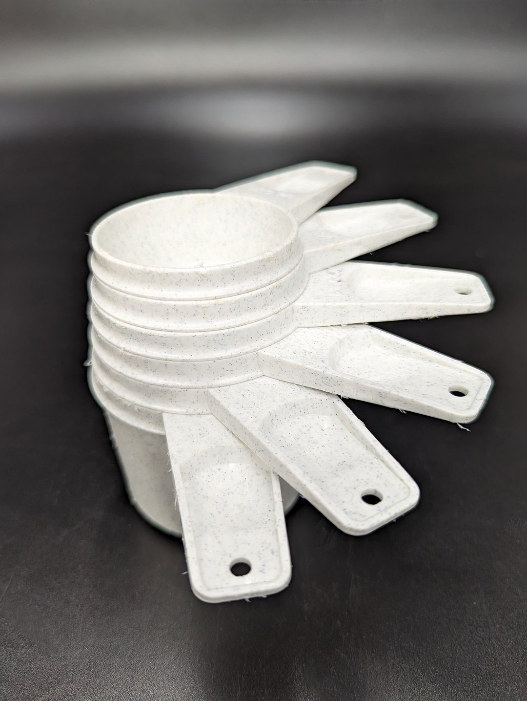 Vintage SET OF 6 Tupperware White Speckled Measuring Cups V2630 - Etsy