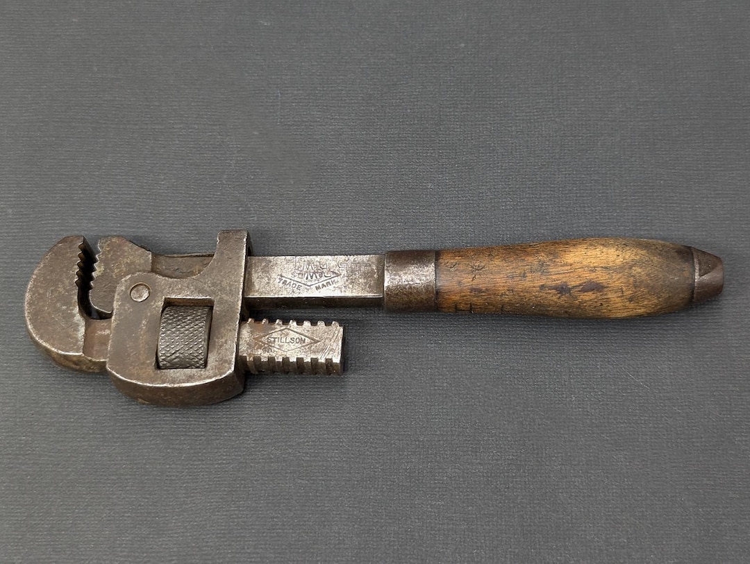 Vintage Early 1900s STILLSON WRENCH Mfg Co. #8 Pipe Wrench With Wood ...