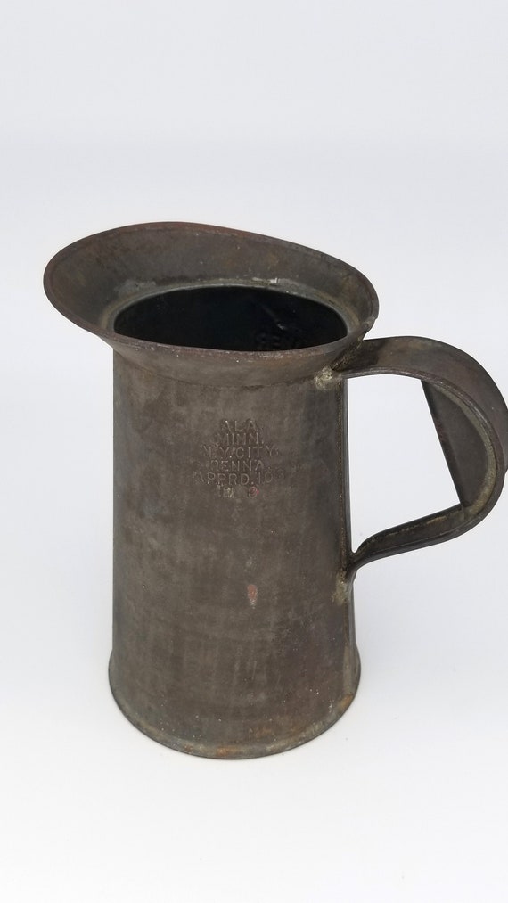 Vintage Metal Dover 1 Quart Pitcher V0142 - Etsy