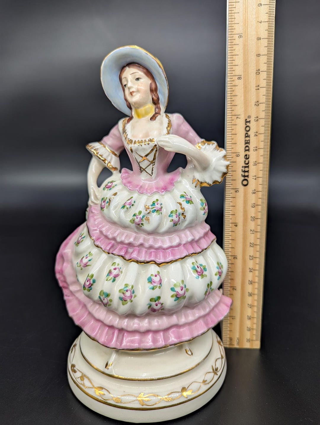Vintage Beautiful 9" Tall Porcelain Lady Figurine on Base - V3585 - Etsy