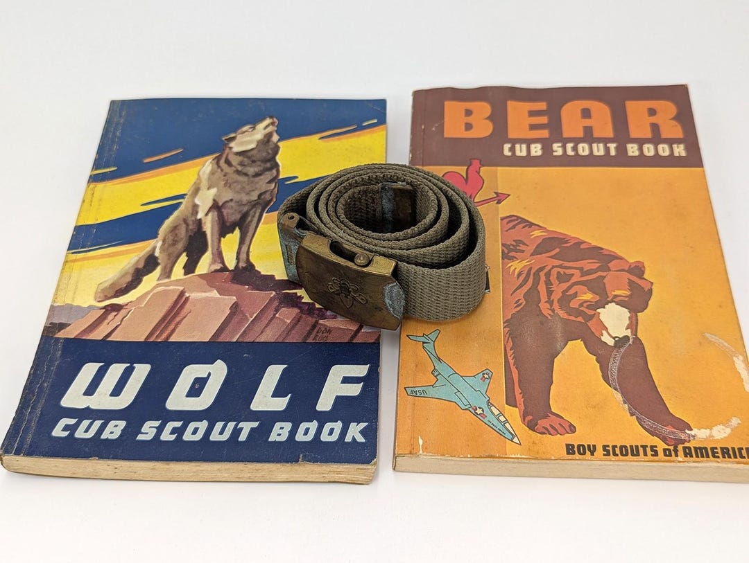 Vintage 1970s Boy Scouts Belt With Brass Buckle With WOLF and BEAR Cub ...