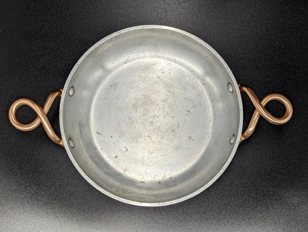 Vintage Wear-ever 7 No. 2107 Aluminum HALLITE Skillet With Twisted ...