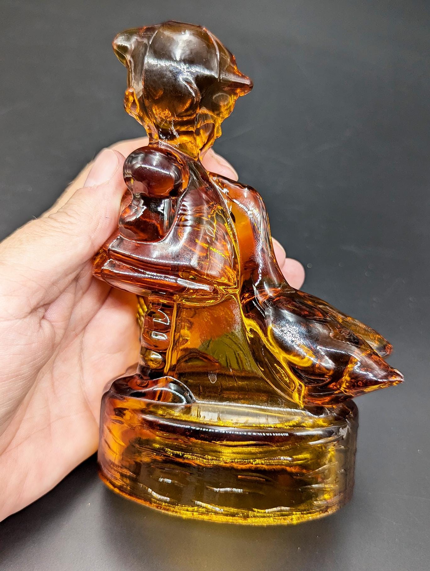 Vintage L. E. Smith Amber Glass Figurine of Little Girl With Geese 5.5 ...