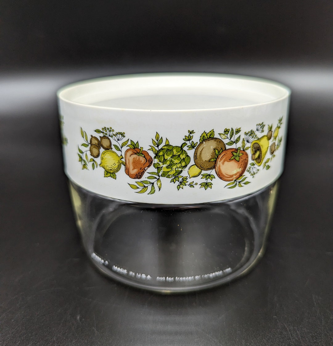Vintage PYREX Spice of Life Glass Canister With Twist on Lid - Etsy