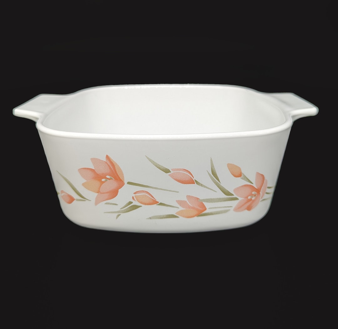 Vintage Corning Ware Peach Floral Pattern 1.5 Liter Casserole/baking ...