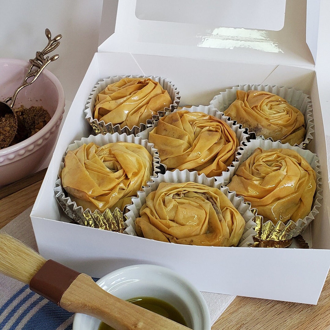 Walnut Baklava Roses 1 Lbs 13 Oz Cretan Recipe Fillo Dough Greek Syrup ...