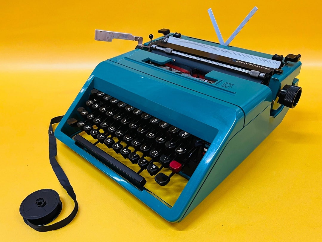 Typewriter OLIVETTI STUDIO 45 Vintage Working Typewriter Blue ...