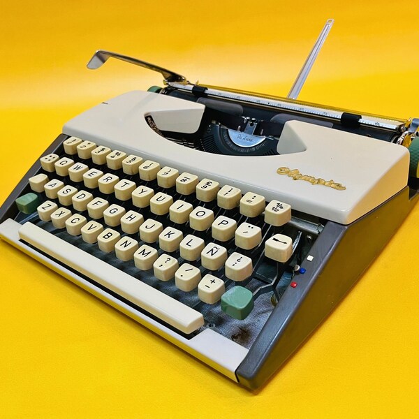 Working Typewriter - Etsy