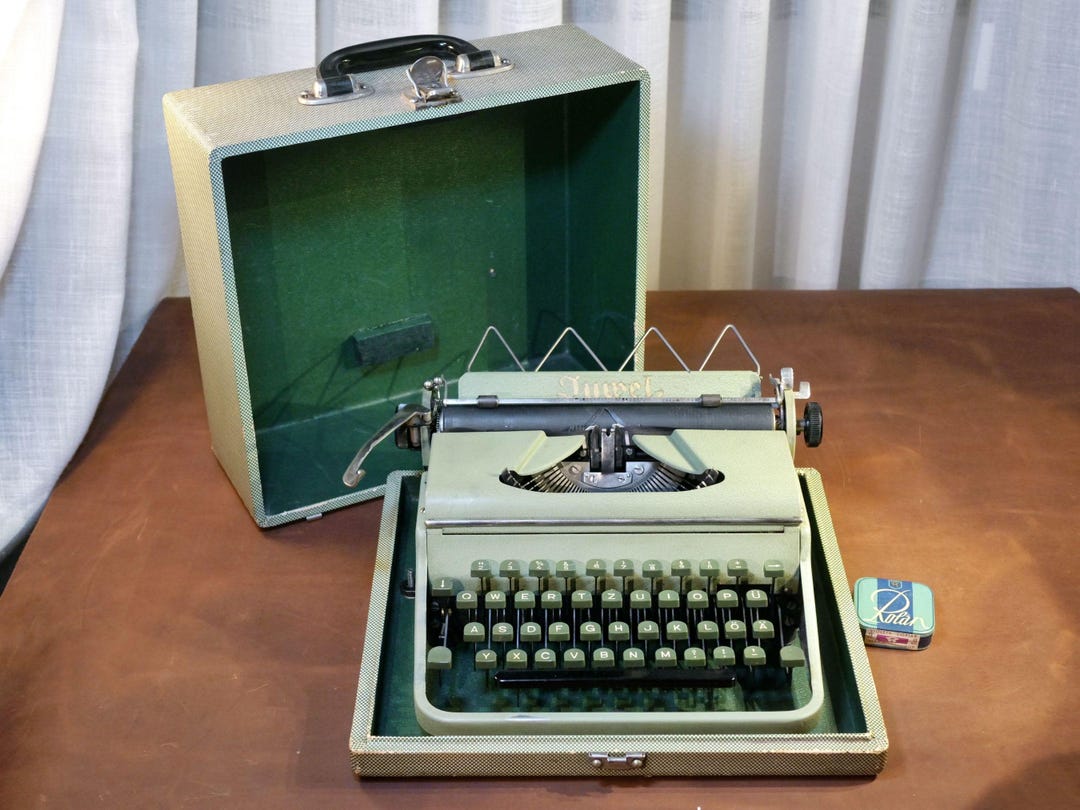 Working Typewriter Juwel Rare Green Typewriter 1930s Portable ...