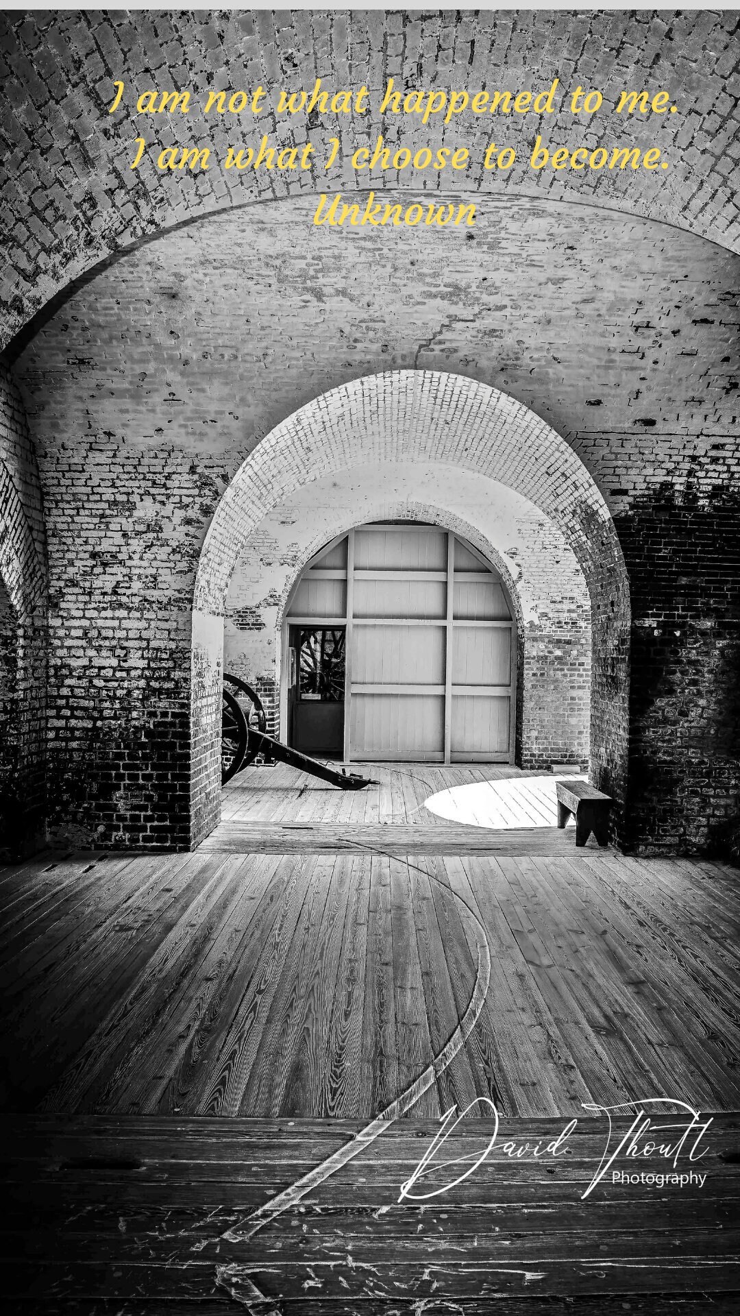 Digital Wallpaper Motivational Screensaver With Quote on Resilience ...