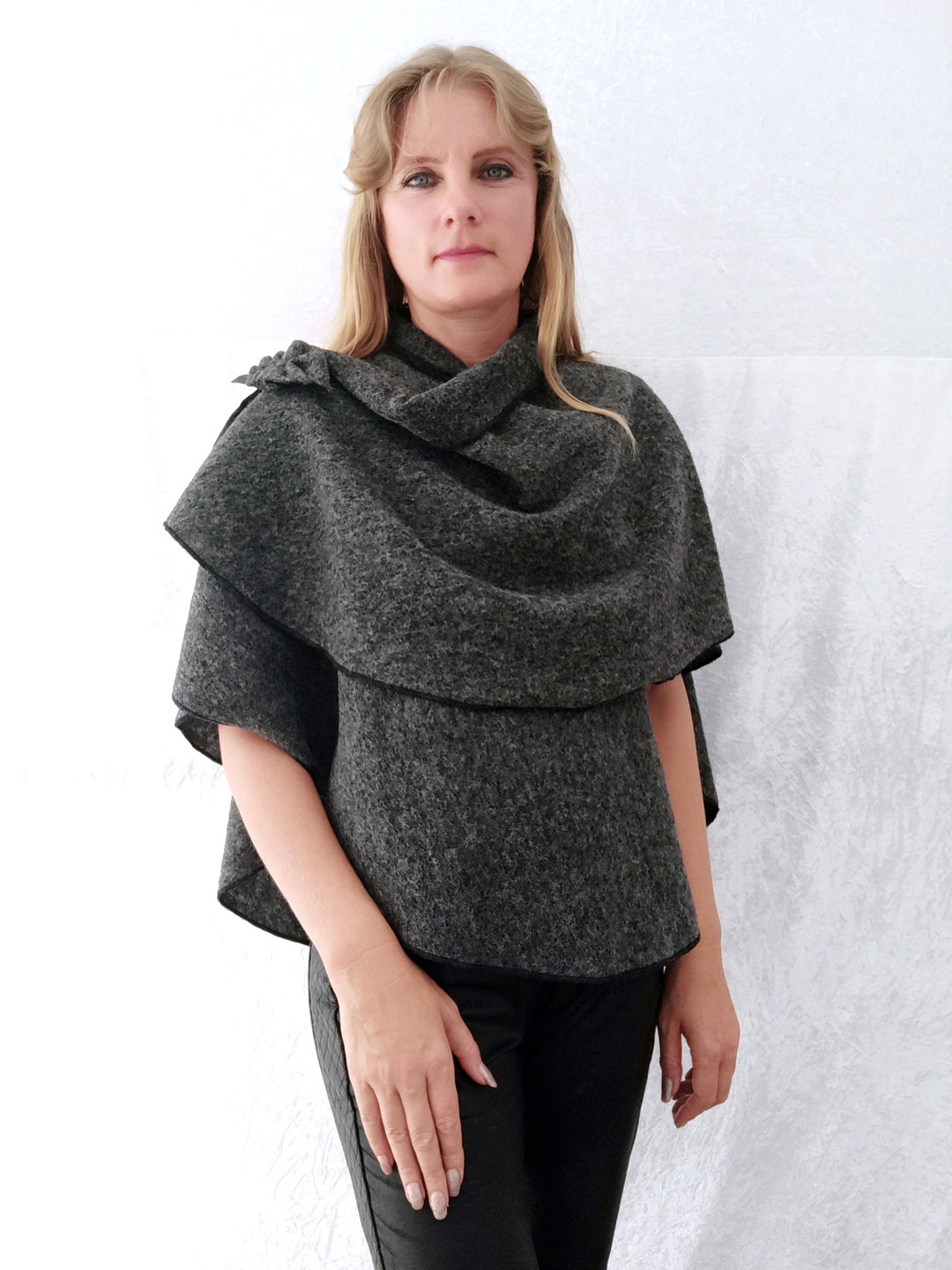 Wool Cape Grey - Wool Cape in Anthracite, Grey, Black, Red, Navy, Blue ...