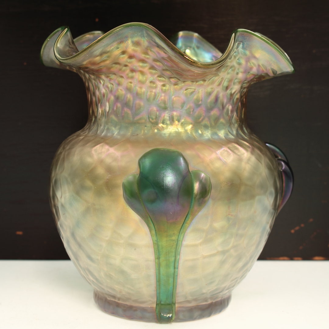 Kralik Art Nouveau Copelia Tri Claw Glass Vase Iridescent With Frilled ...