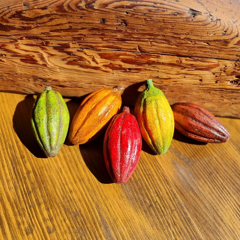 Fake cacao pods - Etsy.de