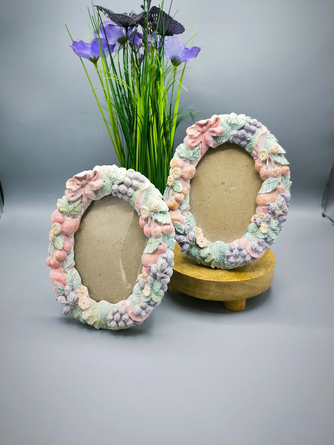 Vintage Oval Photo Frames, Cute Ceramic Frames With Flowers, Fruits and ...