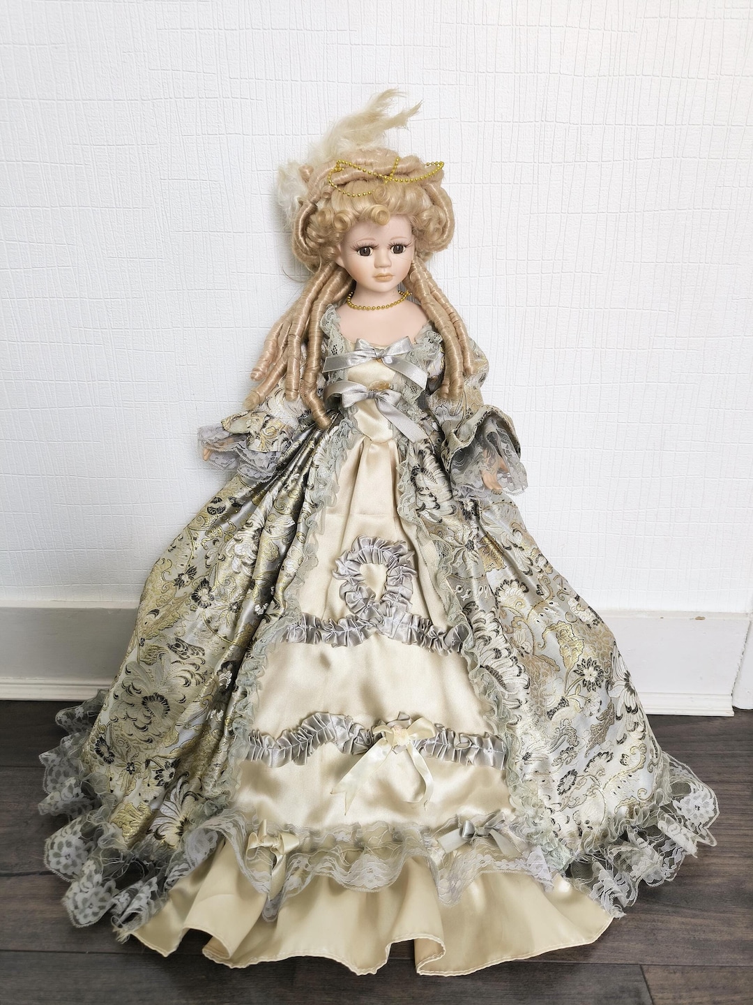 Vintage Porcelain Doll Queen CMP Paris 80s, Rare Huge Porcelain Doll ...