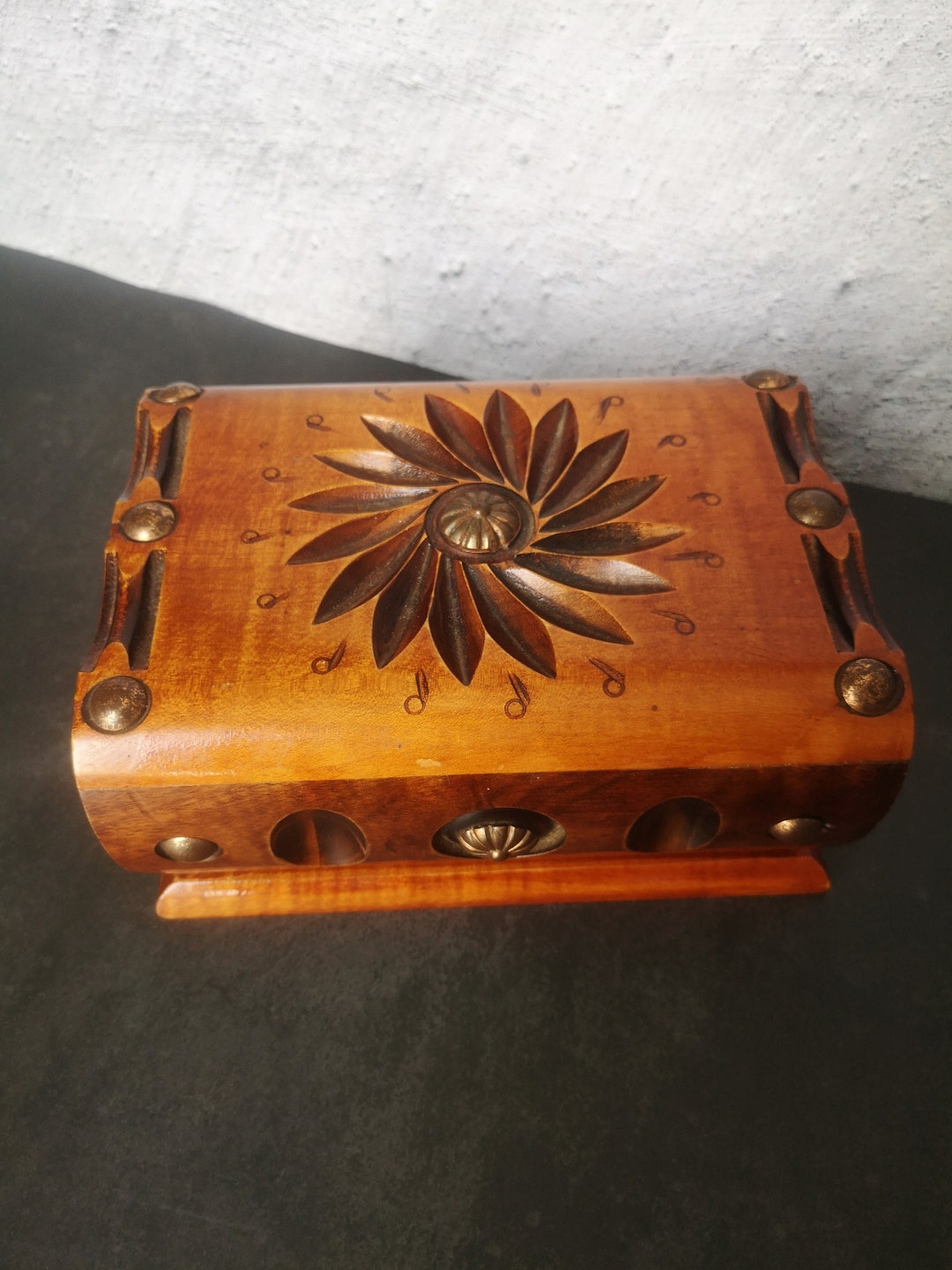 Vintage Cigarette Box, Folding Carved Cigarette Box, Stunning Decor for ...