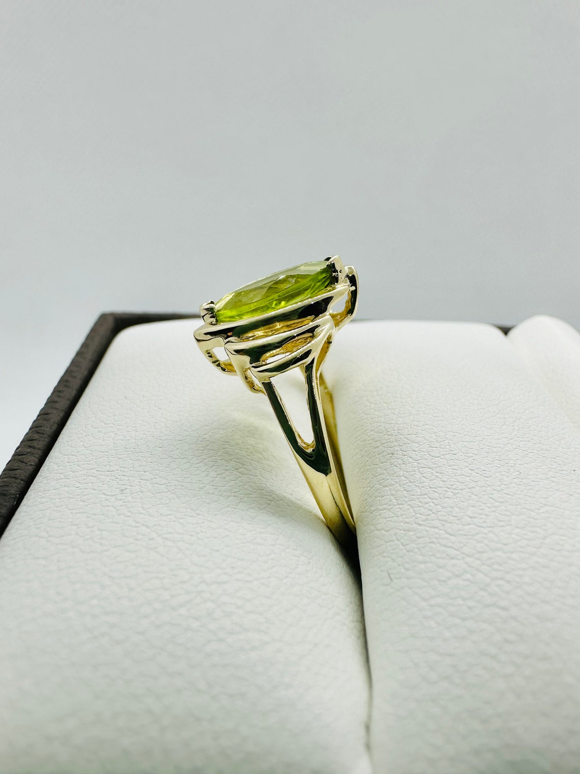 10K Yellow Gold Marquise Peridot Ring, Size 7 - Etsy