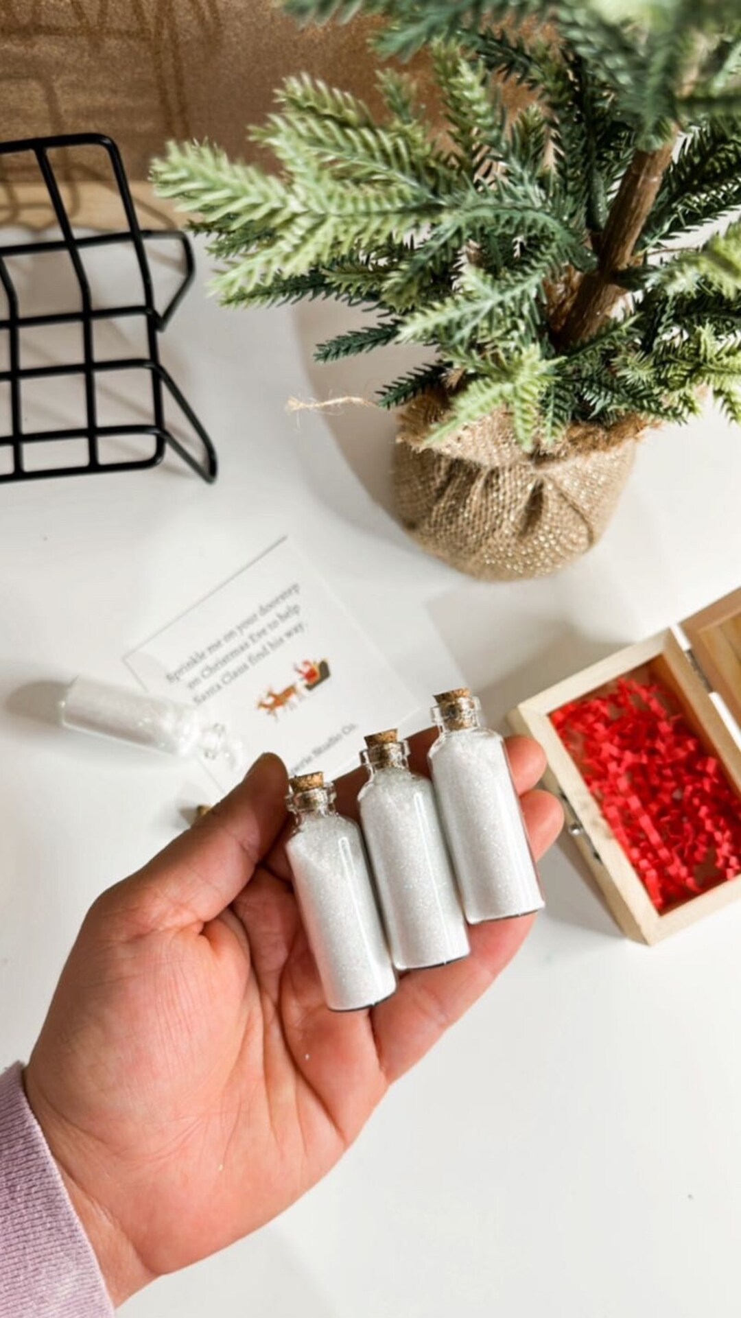 Santa’s Magic Dust | Sparkle | Guide Santa | Glass Jar | Santa’s Sleigh ...