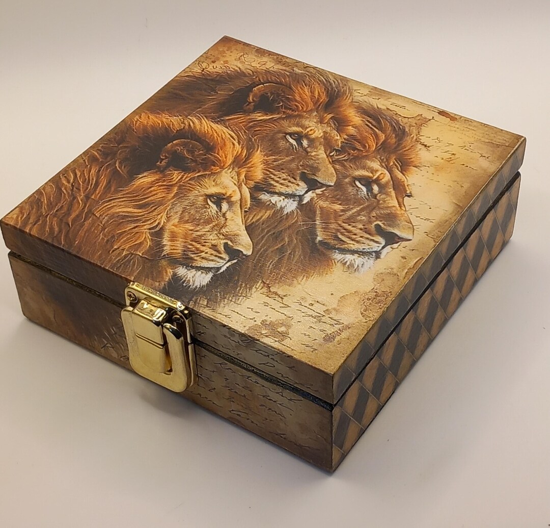 Lion Keepsake Box: Wooden Decoupage Box With Leatherette Base - Etsy