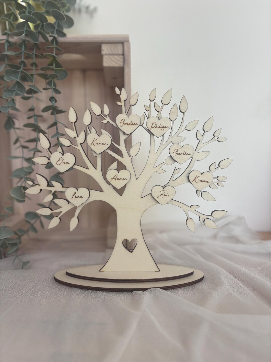 Personalized Wooden Tree of Life - First Names Engraved in Hearts - 3 ...