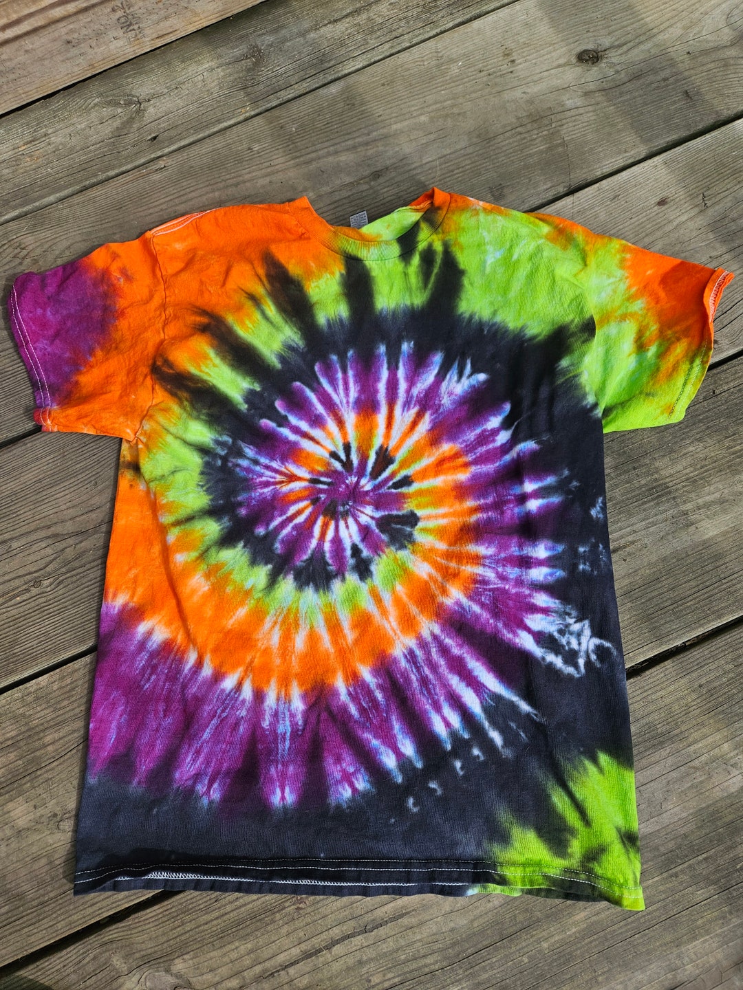Halloween/fall Orange Purple Bright Green Black Spiral Tie Dye Tshirt ...