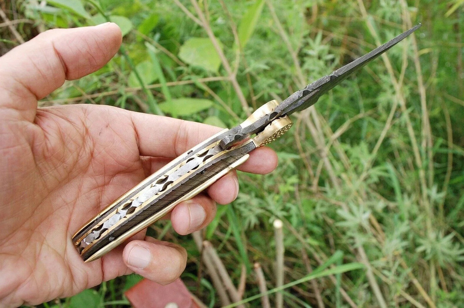 Handmade Damascus Steel Folding Knife With Feather Look and Bronze ...