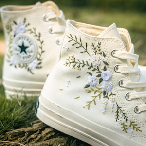 Custom Embroidered Wedding Converse, White Flowers Embroidered Sneakers ...