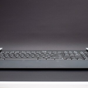 Keyboard Space Saving Under Desk Mount for Keyboard Sleek Minimalist ...