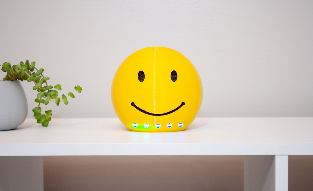 Alexa Smiley Face Echo Dot 4th/5th Gen Holder Stand Round Happy Face ...