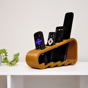 Zig Zag 4-slot Remote Control Holder, Scandinavian Design, 3D Printed ...