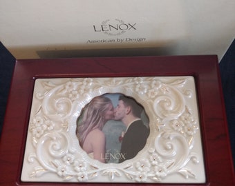 Lenox Display Case - Etsy
