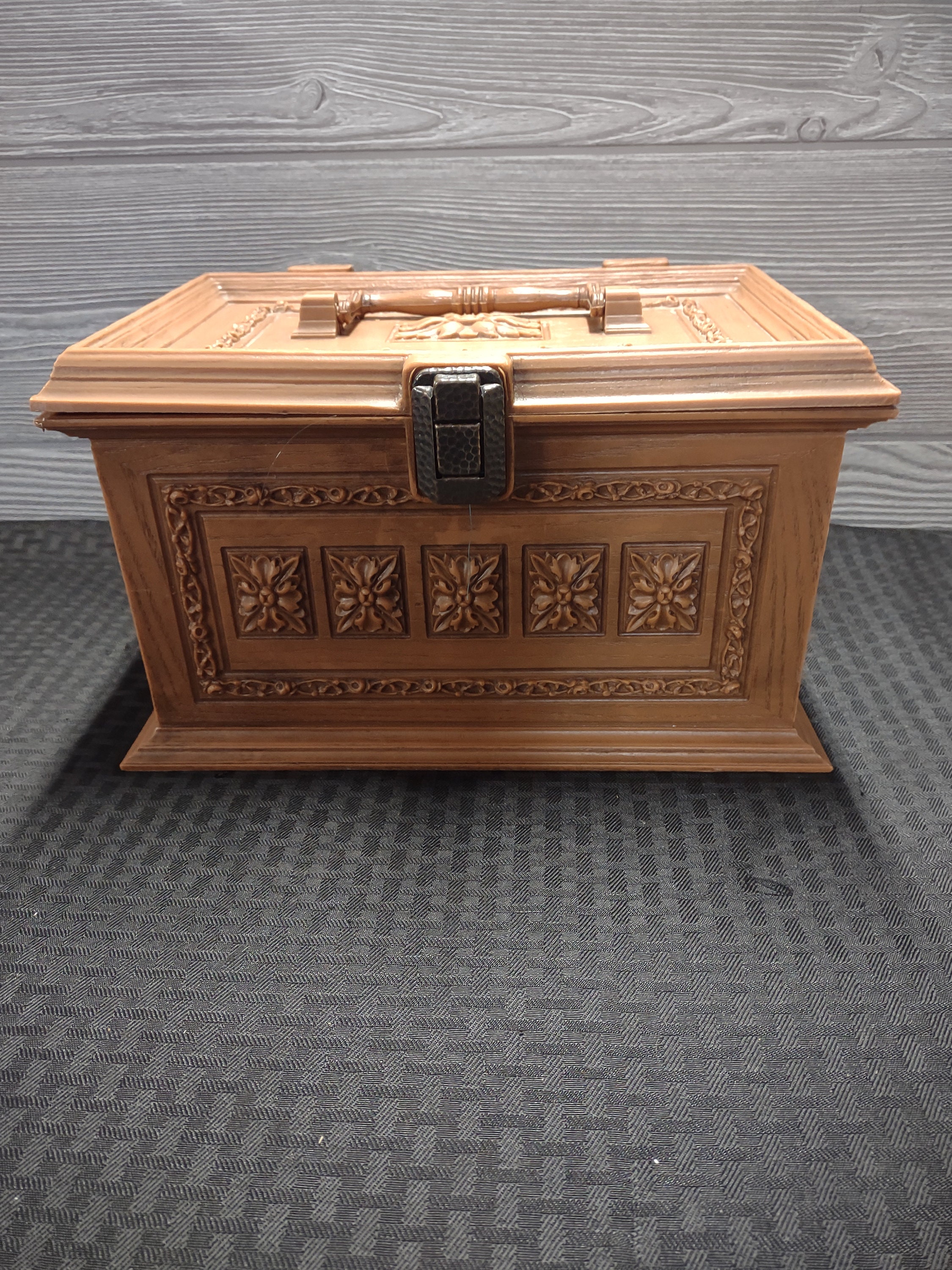 Vintage Max Klein Sewing Box With Lots of Threads Needles - Etsy